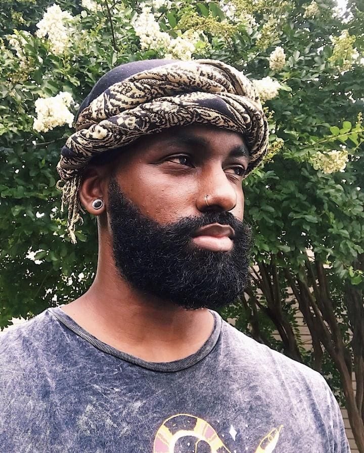 Ultimate Guide Into Curly Beard Styles Care & Maintenance Tips - 2025